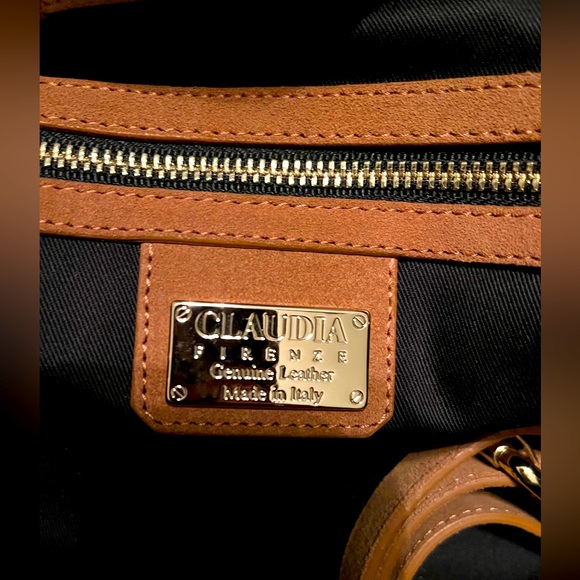 Claudia Firenze | Bags | Nwt Viral Claudia Firenze Tan Suede Tote Real ...